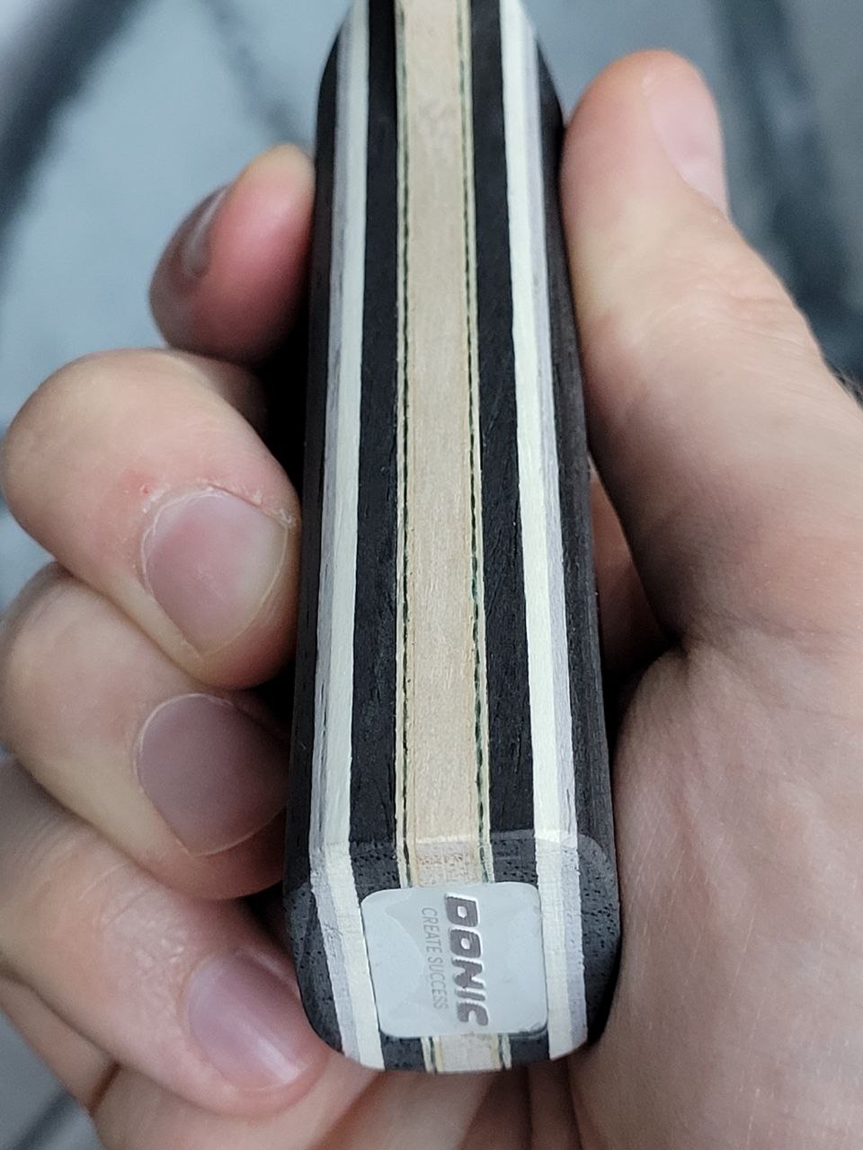 Donic Skachkov Carbon | TableTennisDaily